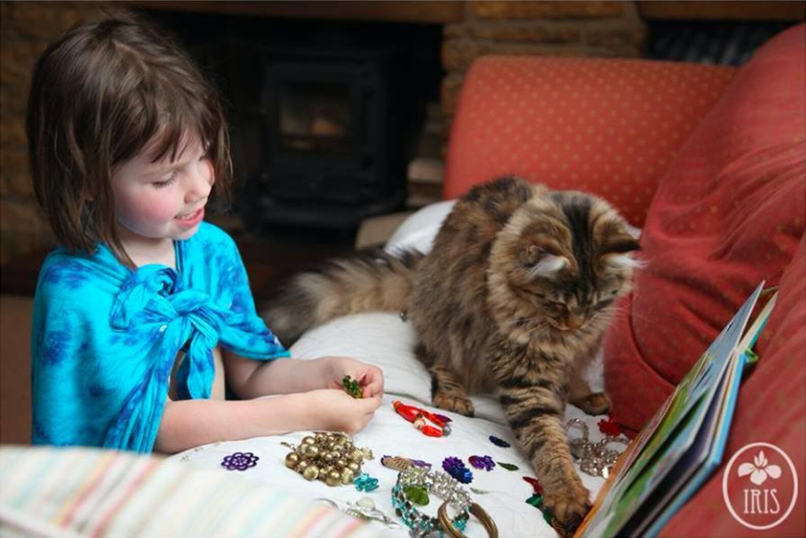 Little Girl With Autism Takes Comfort In Her Best Friend, A Cat - The Dodo