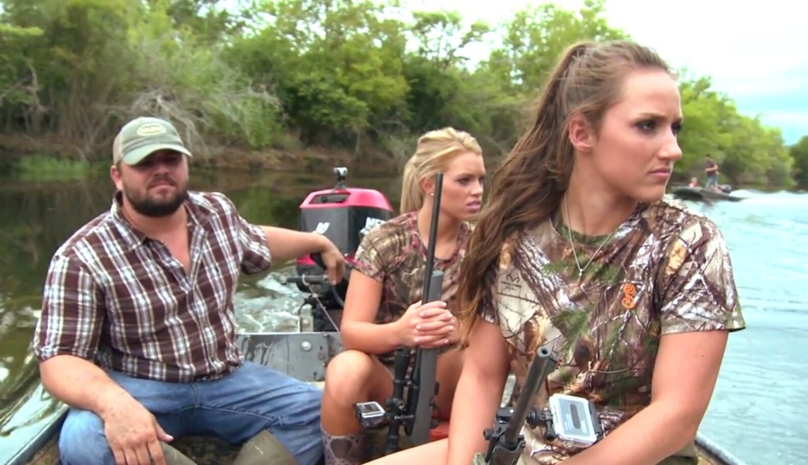 Everything Wrong With Teen Hunter Kendall Jones' New Hunting Show - The ...
