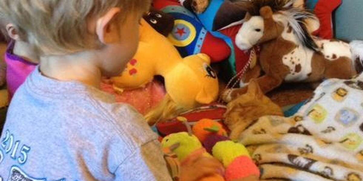 Boy Does The Nicest Thing To Make His Rescue Cat Feel At Home - The Dodo