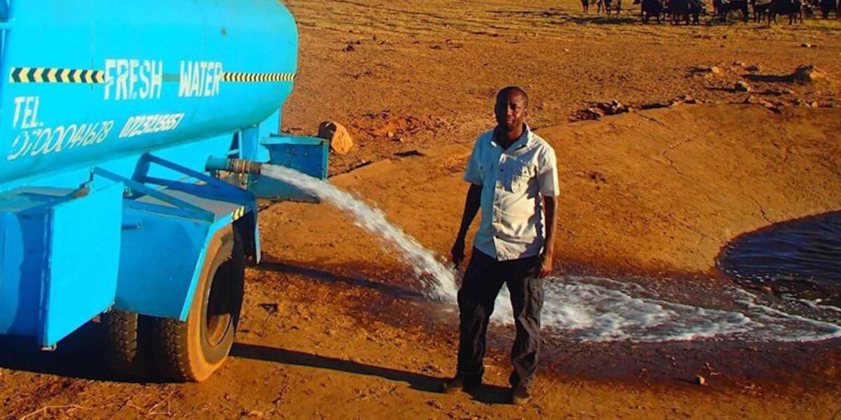 This Guy Brings Water To Animals In A Drought - Videos - The Dodo