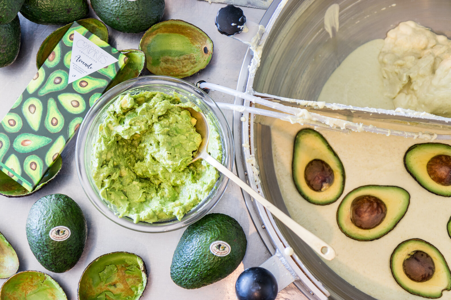 Compartes Avocado Chocolate Bars Are Made with Real Avocados - Thrillist