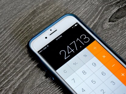 iOS Calculator Hack Lets You Delete Single Digits - Thrillist