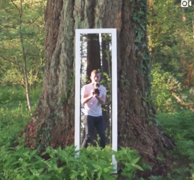 Kevin Parry's Optical Illusion is Spooky as Hell - Thrillist