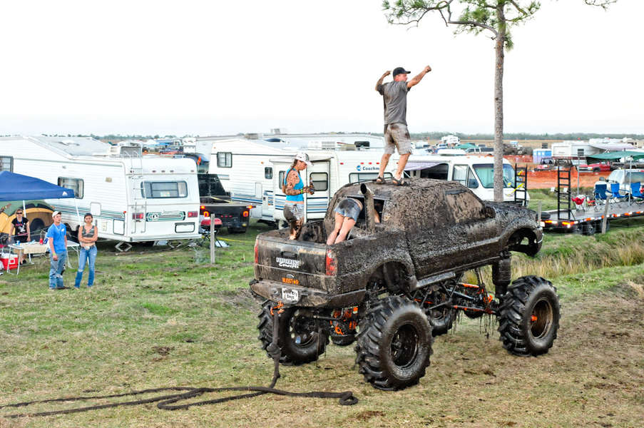 Best Redneck Parties, Festivals & Rallies in America - Thrillist