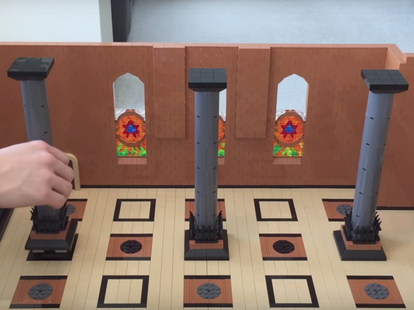 YouTuber Makes Lifelike 'Game of Thrones' Lego Replica - Thrillist