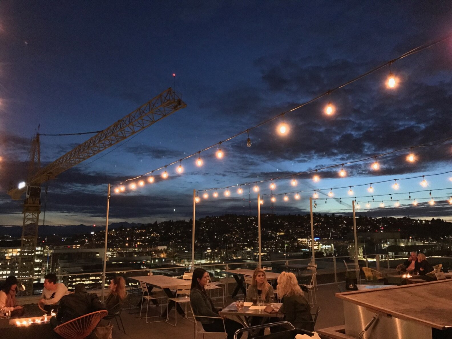 Best Rooftop Bars in America: Where to Drink With a View - Thrillist