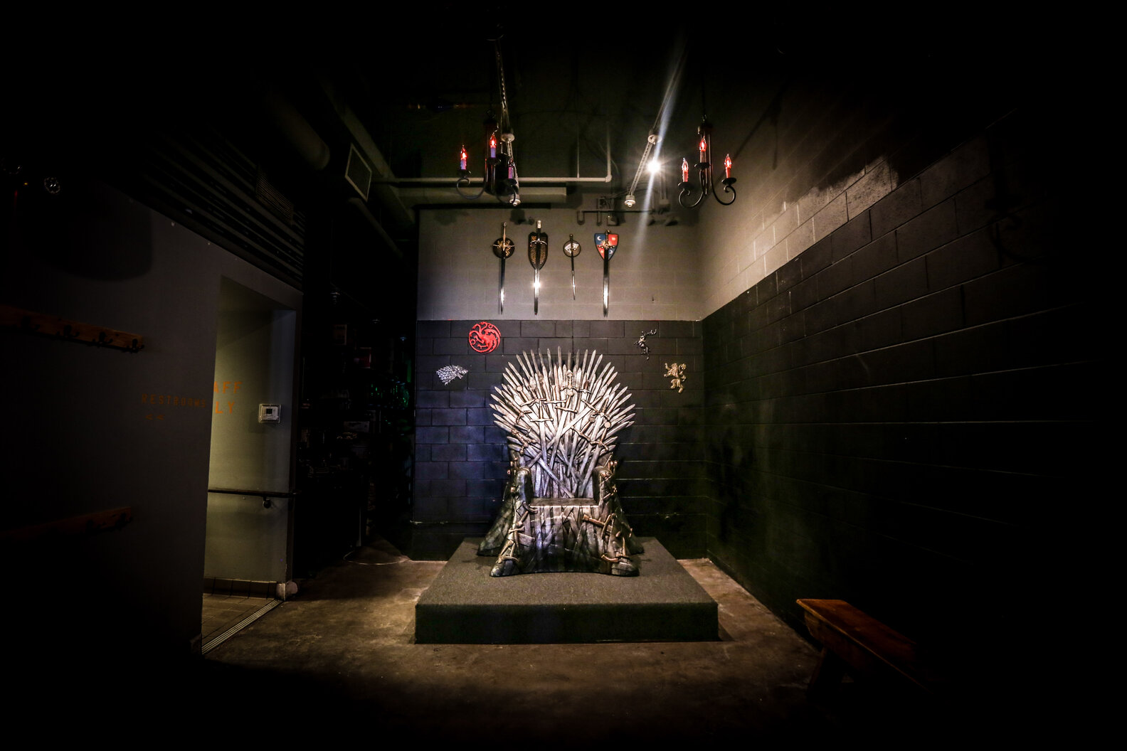 'Game of Thrones' PUB Pop-Up Bar Opens in Washington, DC - Thrillist