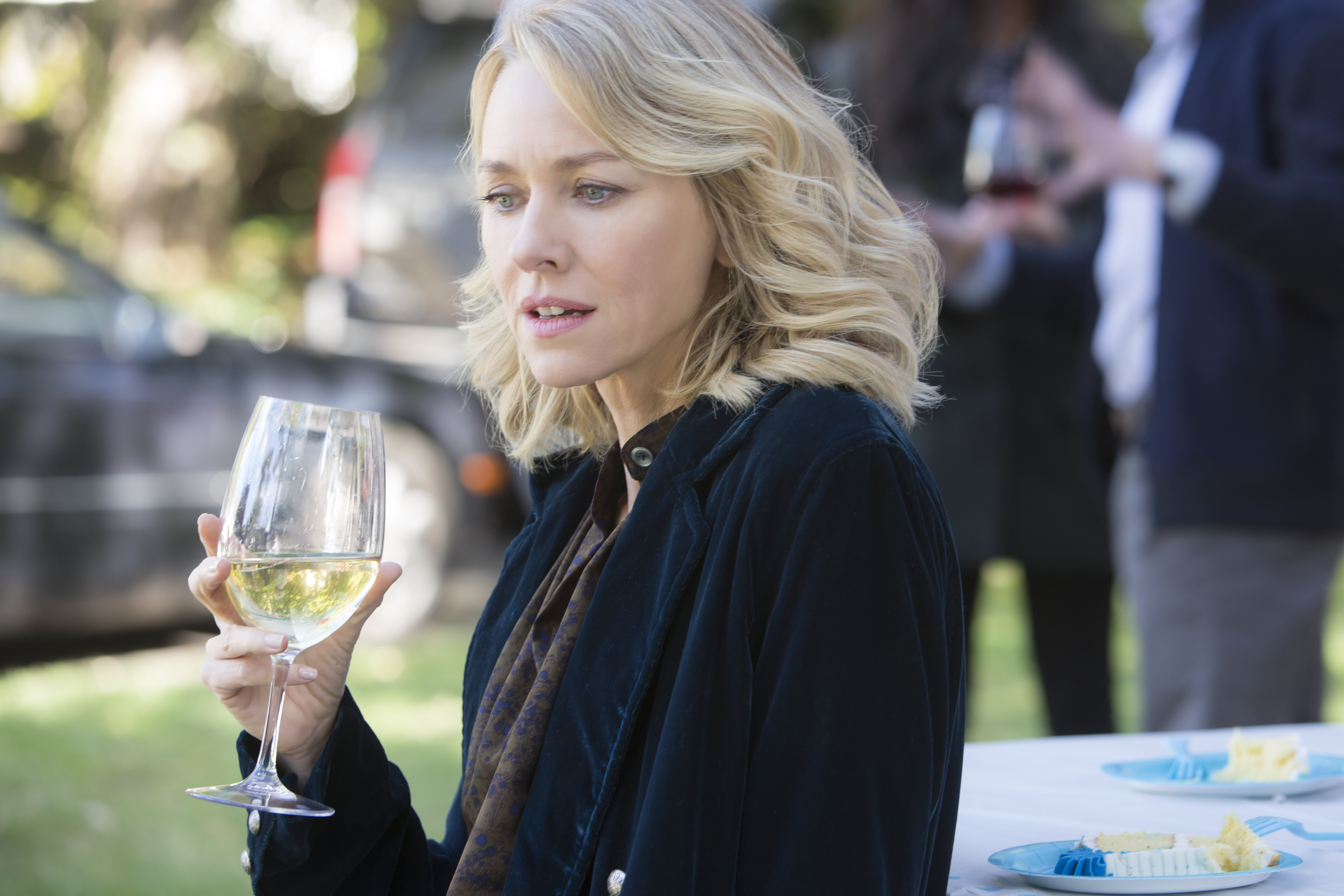 Gypsy Netflix TV Show Review: Naomi Watts Can't Save the Erotic ...