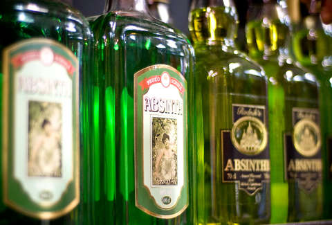 What Does Absinthe Taste Like?: What Beginners Need to Know - Thrillist