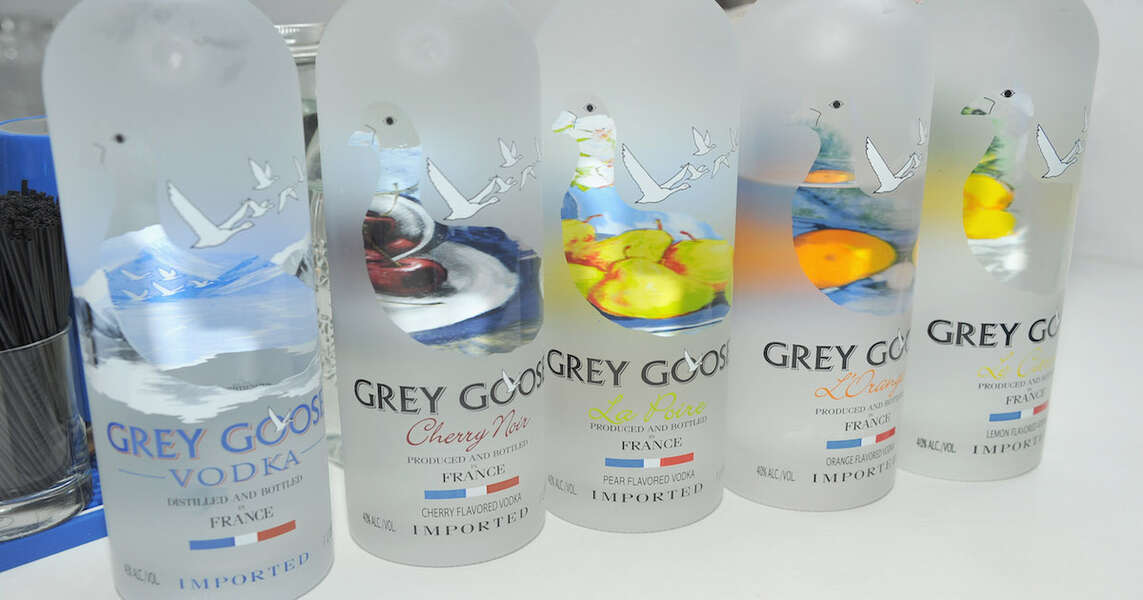 Vodka With Soda: Best Flavored Vodkas for Your Vodka Soda - Thrillist