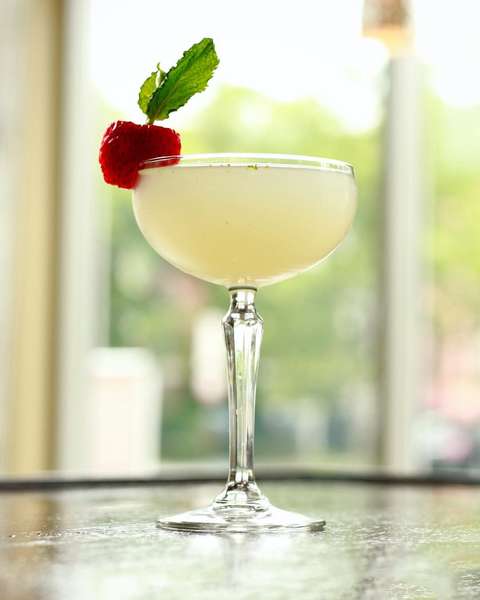 La Jambe: A Bar in Washington, D.C. - Thrillist