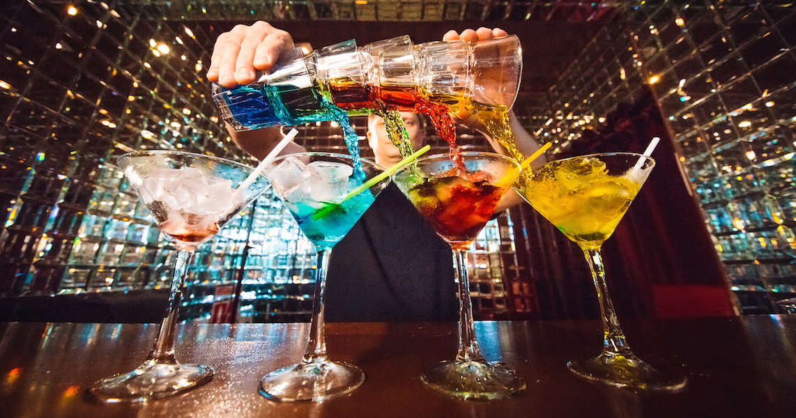 Rainbow Cocktails: Rainbow Alcoholic Drinks For Every Color - Thrillist