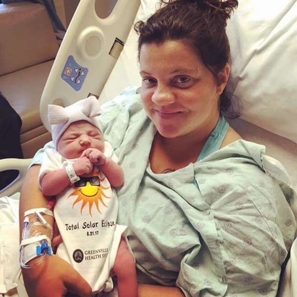 Baby Born On Solar Eclipse 2017 Date Is Named Eclipse - Thrillist