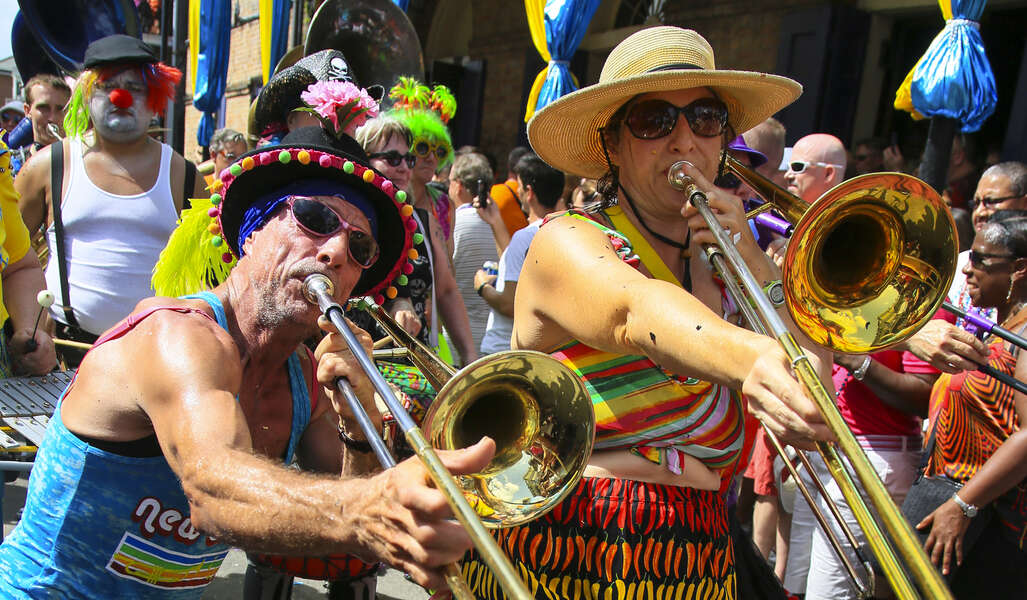 Best Travel Deals & Promotions to Take Advantage of Right Now - Thrillist