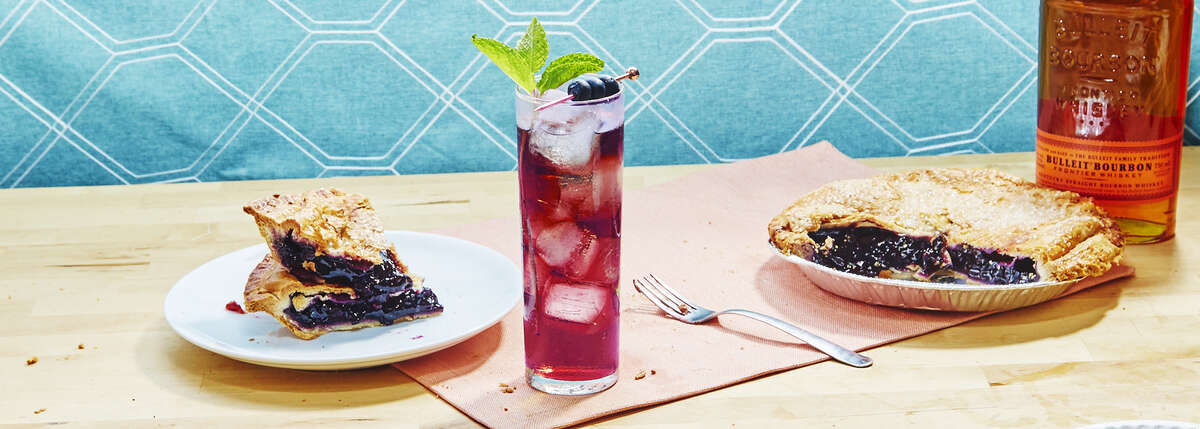 Blueberry Mule Recipe: How to Make a Blueberry Moscow Mule - Thrillist