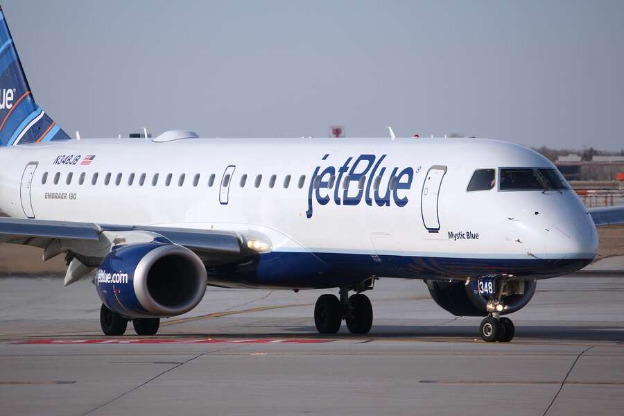 JetBlue Helping Florida Evacuations With $99 Flights Before Hurricane ...