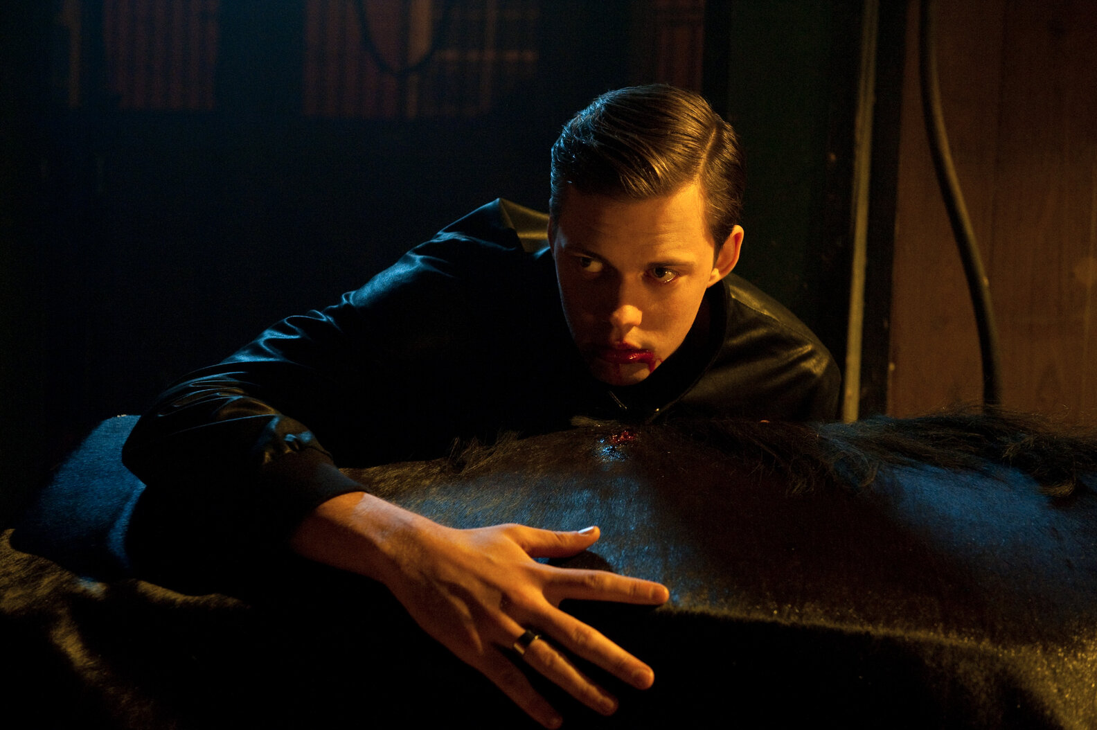 Who Plays Pennywise the Clown in the New IT Movie? Meet Bill Skarsgård ...
