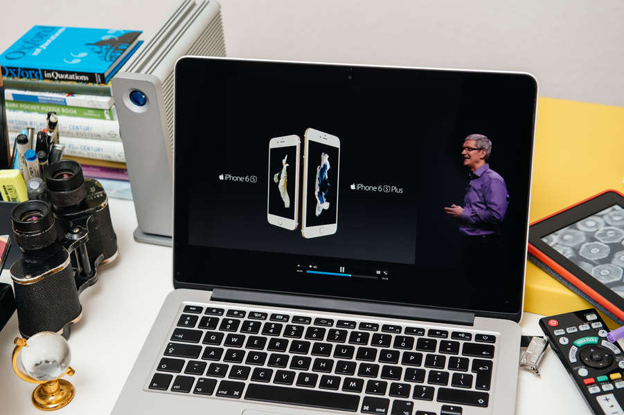 Apple Event 2017 Live Stream: How to Watch the iPhone 8 Announcement ...