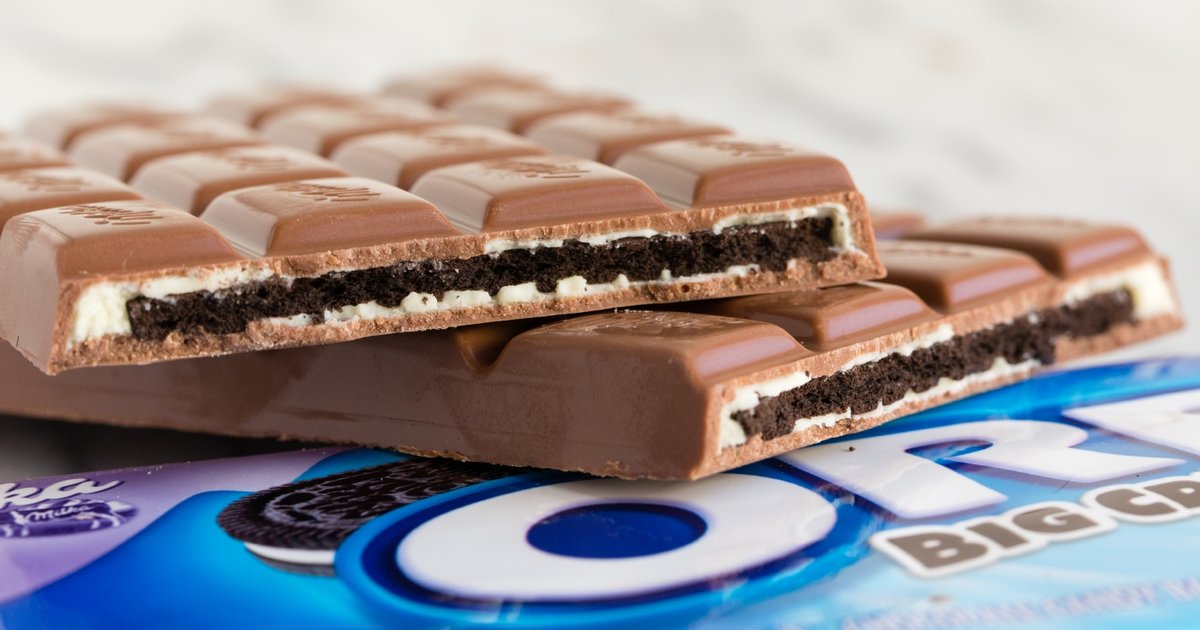Oreo Milka Chocolate Bar Comes in New Mint Cookie Flavor - Thrillist
