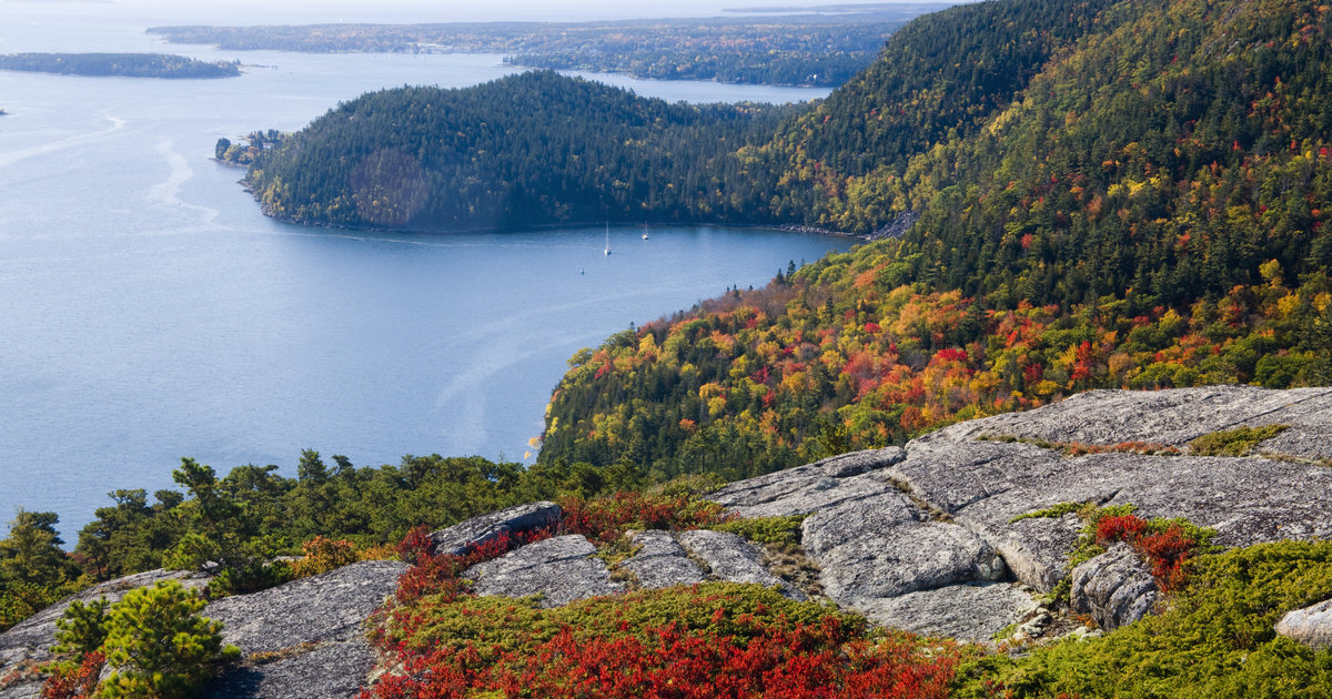 Best States to Visit in the Fall: Definitive Fall State Rankings ...