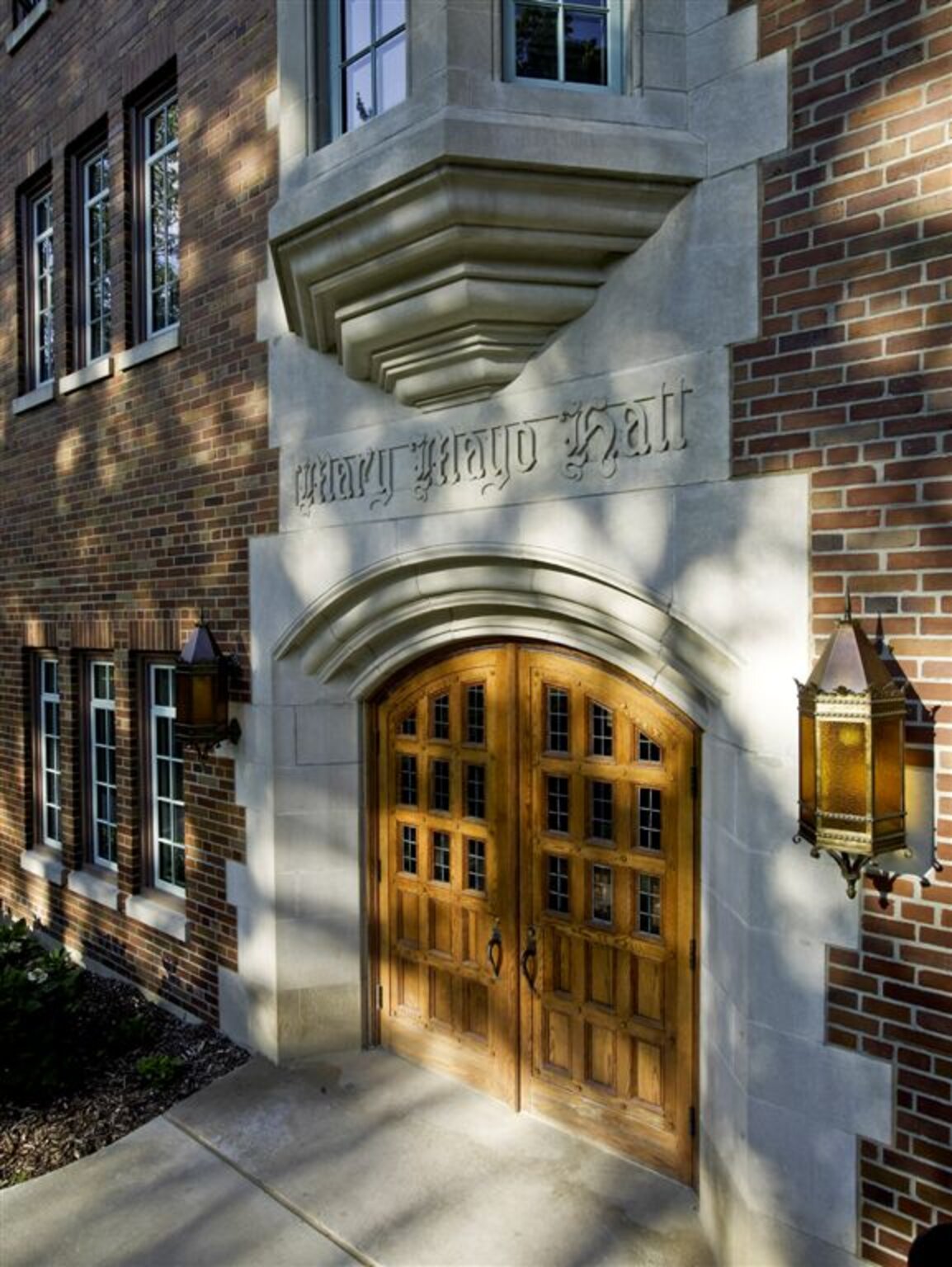 Most Haunted Places in Michigan to Visit This Halloween - Thrillist