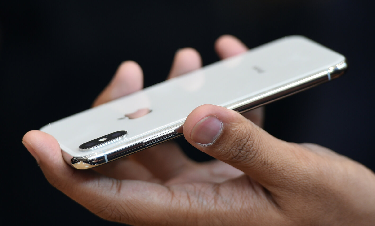 iPhone X Review Roundup: Face ID, Updated Camera & First Impressions ...
