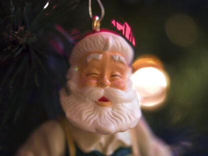 This Woman’s Hallmark Christmas Movie Drinking Game Is Too Perfect ...