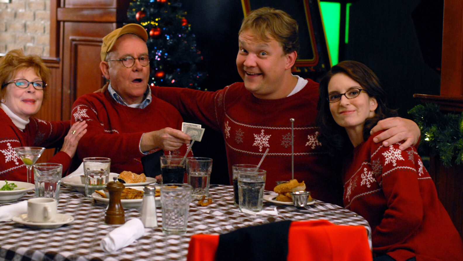 Best Christmas TV Episodes on Netflix, Hulu & More: What to Watch ...