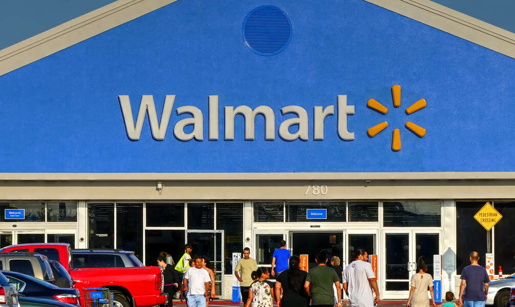 Walmart Prices Raised Online to Increase In-Store Purchases - Thrillist