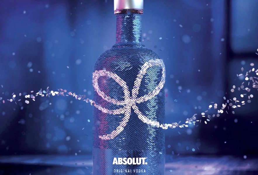 Beautiful Limited-Edition Holiday Bottles to Gift This Christmas ...