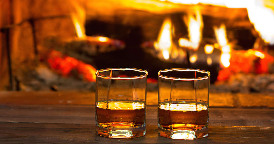 6 Cheap Bottles to Stock Your Bar During the Holidays - Thrillist