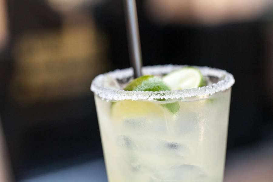 Best Chain Restaurant Cocktails - Thrillist