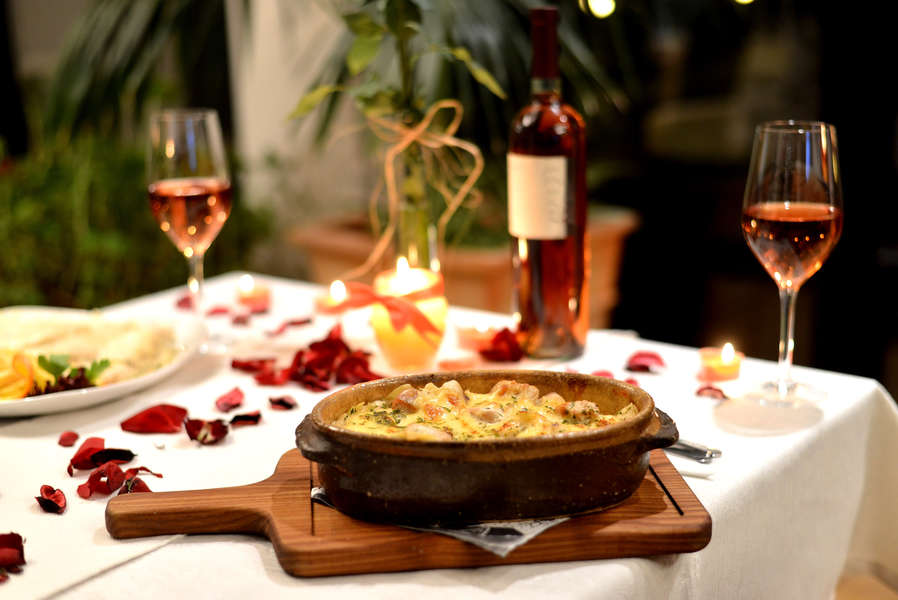 Valentine's Day 2018: Chain Restaurants With Valentine's Day Specials ...