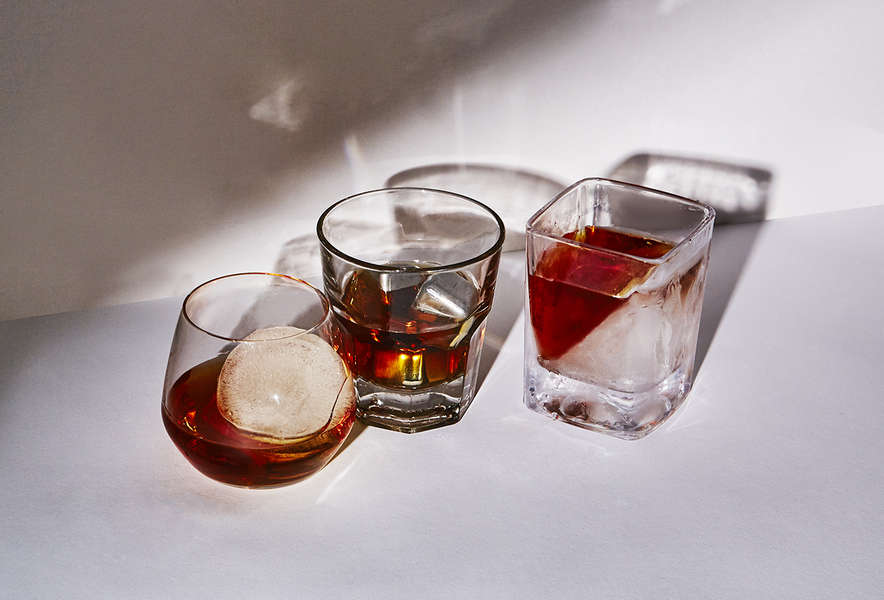 The Best Ways to Chill Your Whiskey: Craft Cocktail Ice Cubes, Spheres ...
