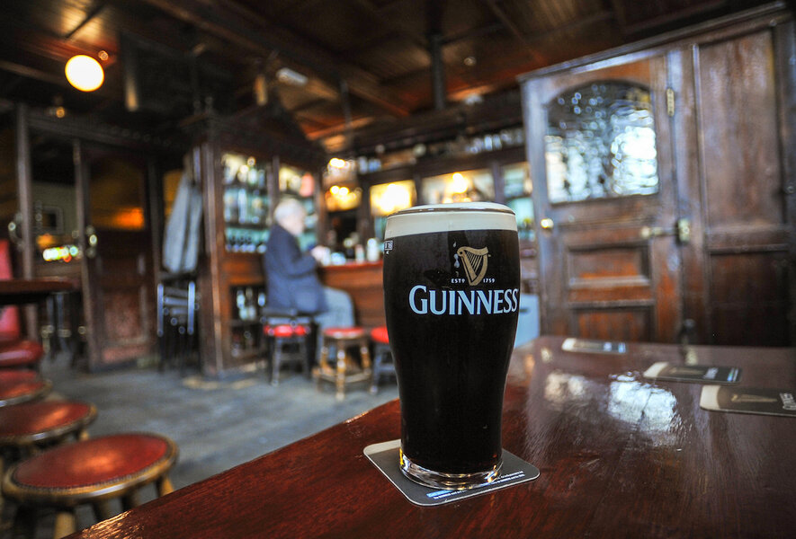 How to Know You’re in a Fake Irish Pub, According to Real Irish ...