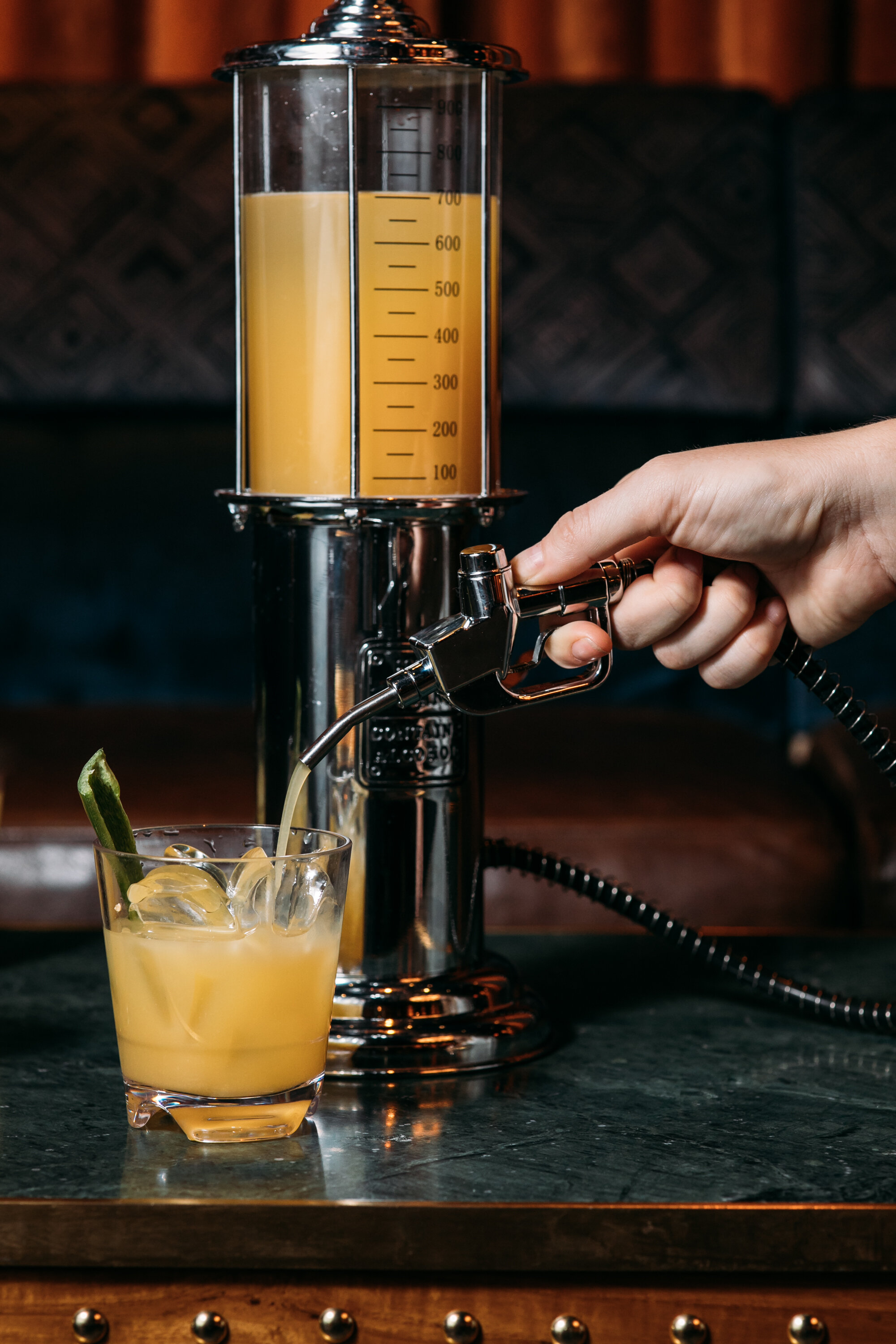Magic Hour’s Big Batch Drinks for a Crowd at the Moxy Hotel - Thrillist
