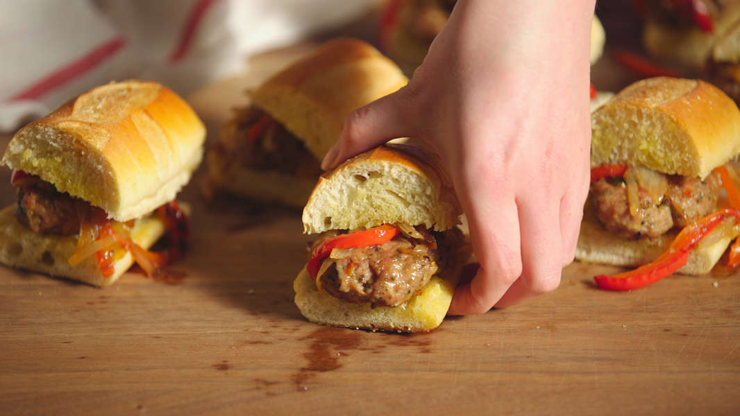 Sausage & Pepper Sliders Recipe – $30 Dinner Party With Daniel Holzman ...