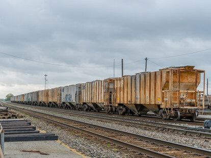 NYC Train Full of Human Poop Stranded in Alabama Town - Thrillist