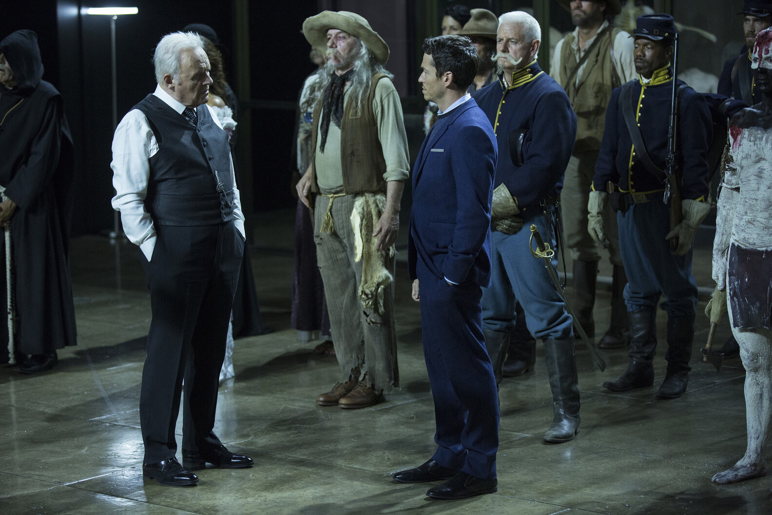 Westworld Season 2 Premiere: Simon Quarterman Talks Lee's Nude Scene ...