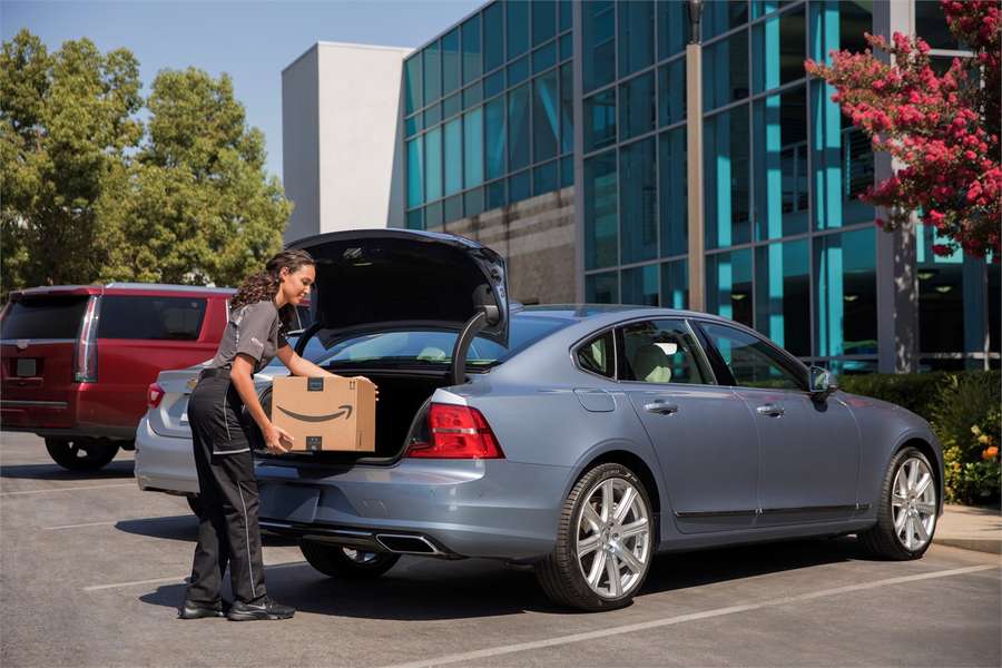 Amazon to Deliver Packages to Inside Your Car's Trunk With Key In-Car ...