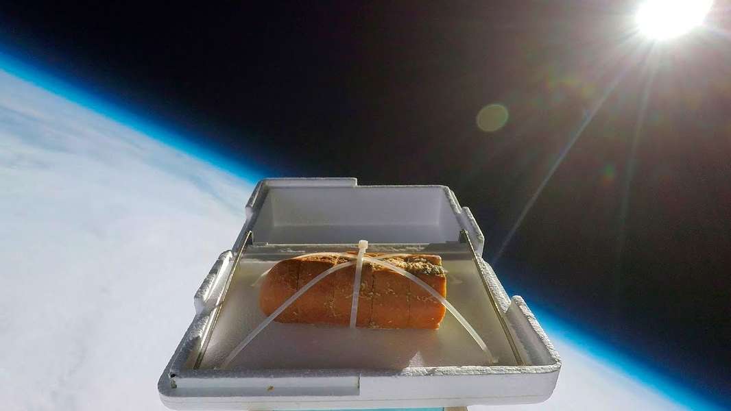 YouTuber Tom Scott Sent Garlic Bread Into Space and Then Ate it - Thrillist