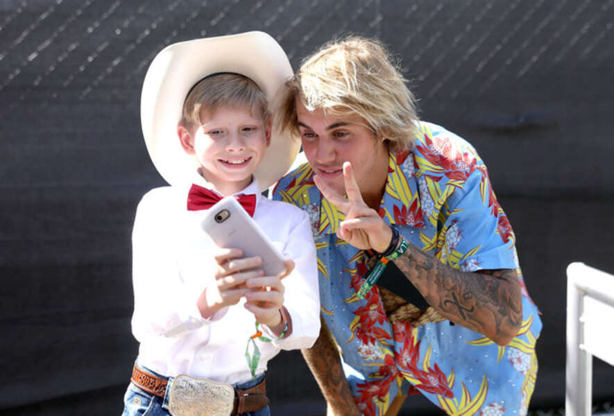 Walmart Yodel Boy Mason Ramsey Releases Debut Single Famous - Thrillist