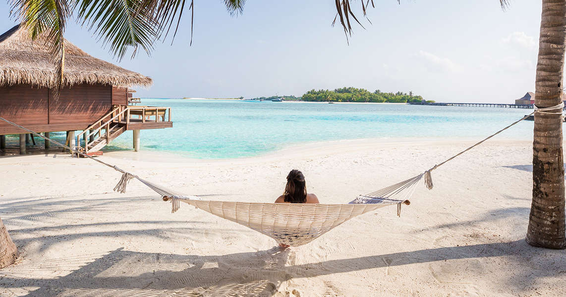 Private Island Beach Resorts With the Best Bars - Thrillist