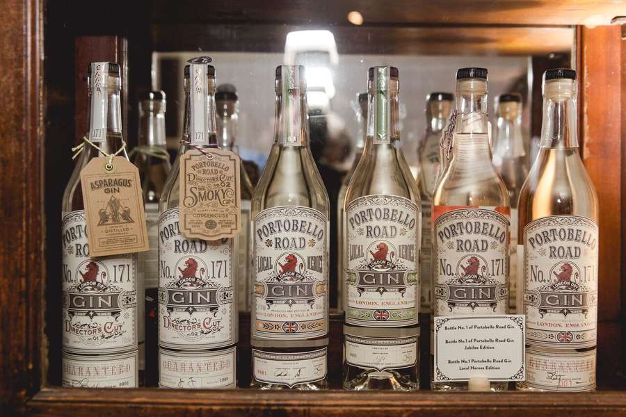 Best English Gins - Thrillist