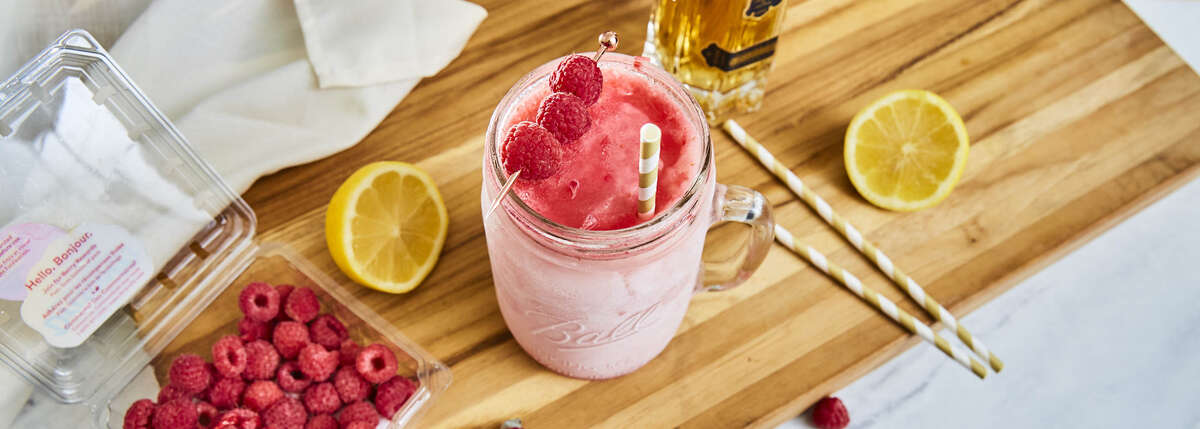 Frozen Raspberry Elderflower Caipirinha Recipe - Thrillist