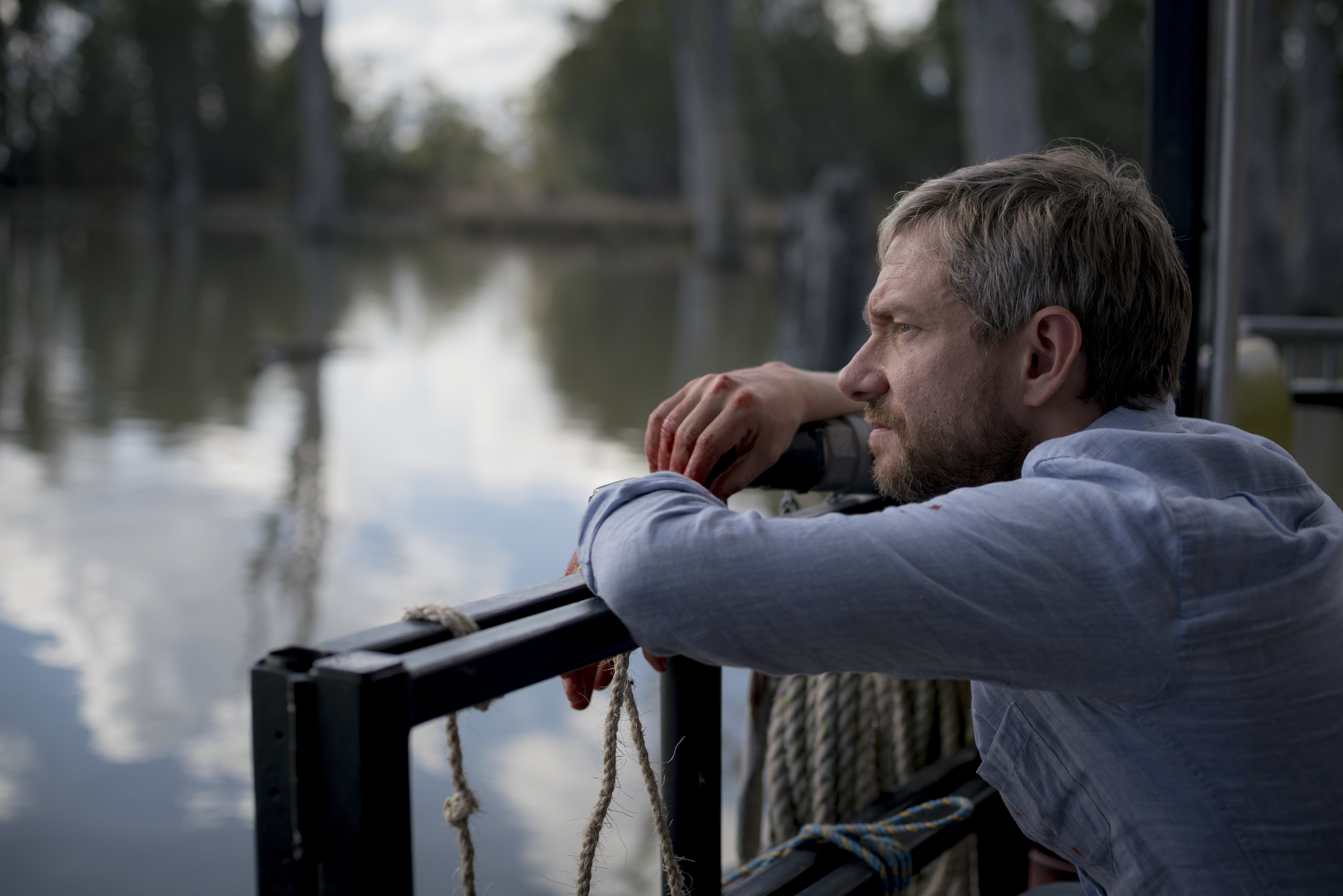 Cargo Netflix Review: Martin Freeman's Zombie Movie is a Slow Burn ...