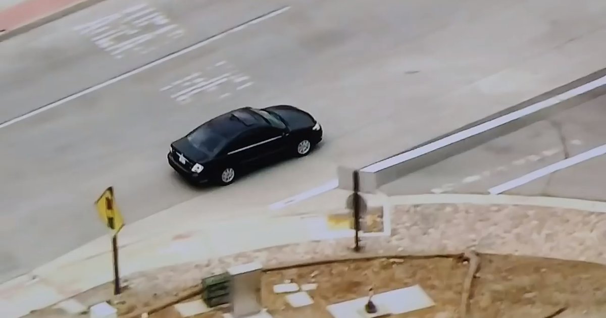 News Crew Accidentally Follows Wrong Car During High Speed Chase ...