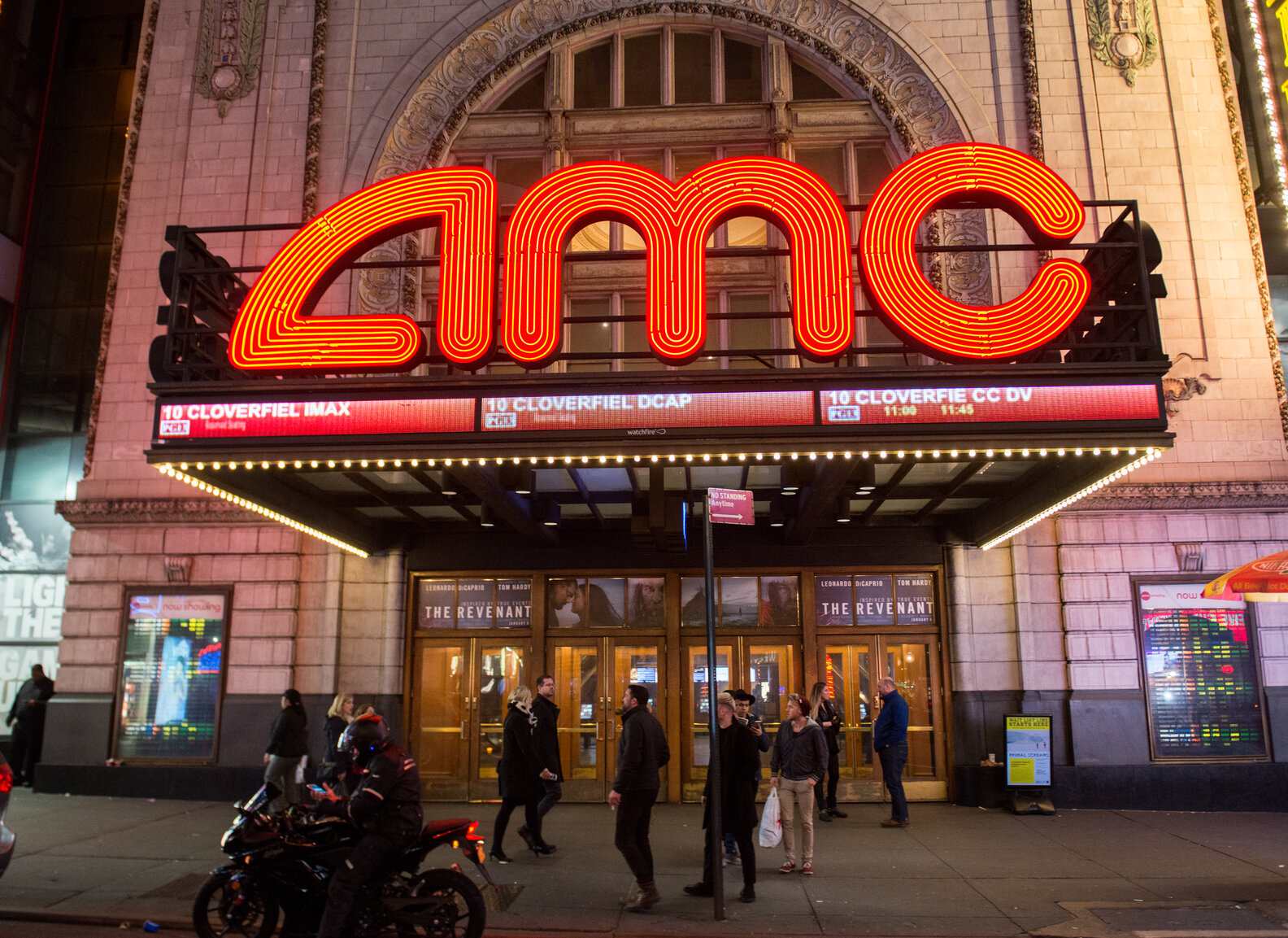 AMC Launches MoviePass Rival: Perks of the New Movie Subscription ...
