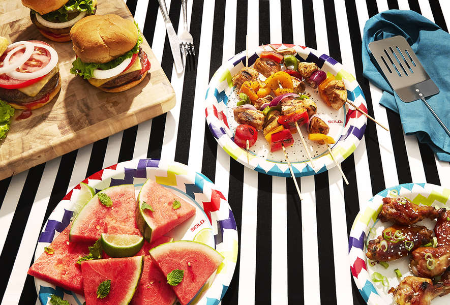 Why You Should Use Solo Plates As Serving Gear At Your Next Barbecue ...