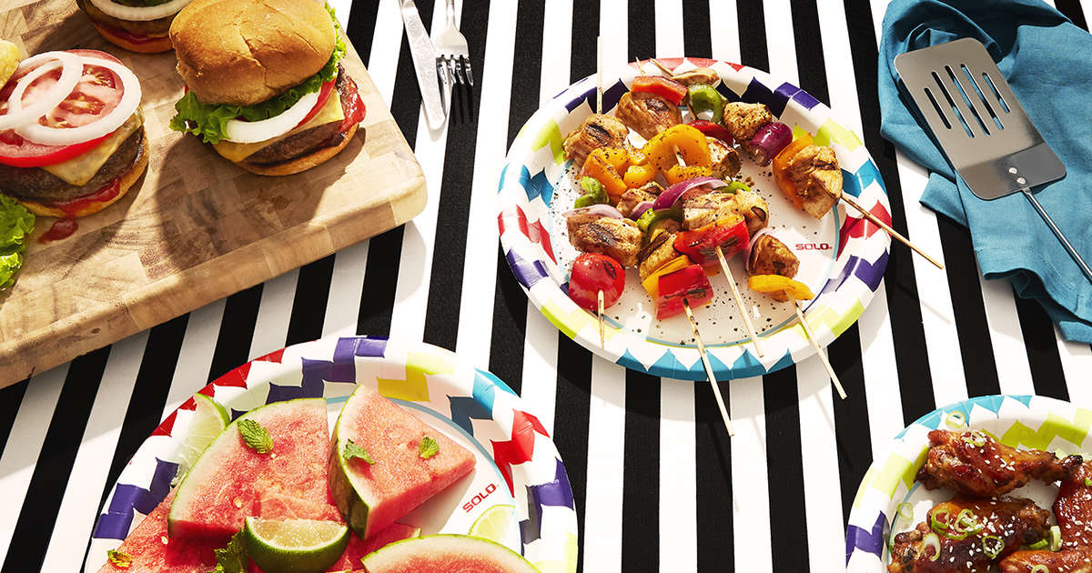 Why You Should Use Solo Plates As Serving Gear At Your Next Barbecue ...
